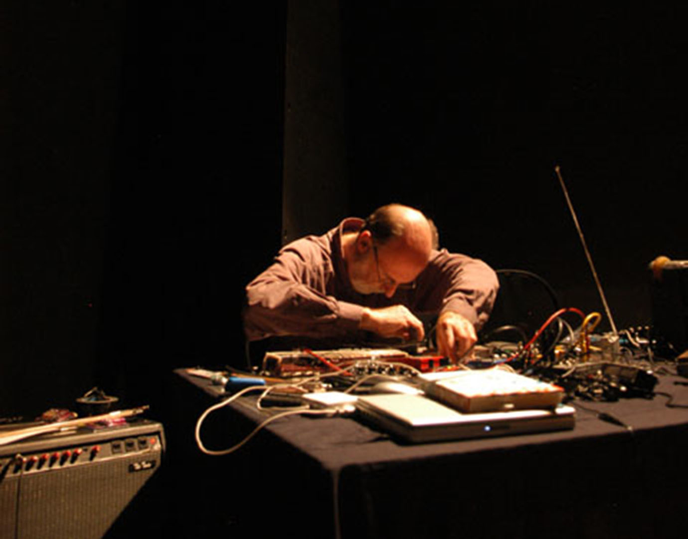 Keith Rowe - The Wire