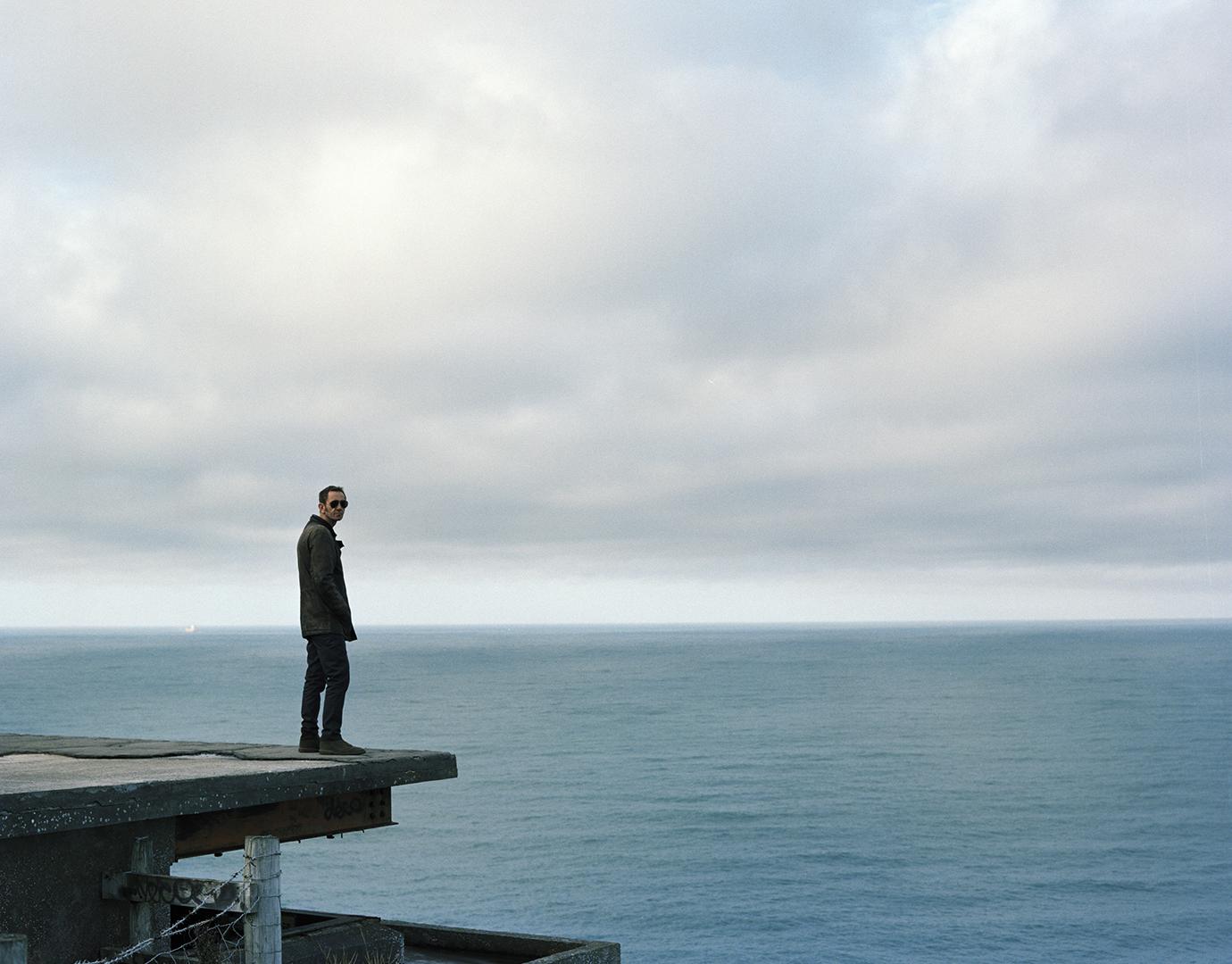 The Wire - Derek Henderson keeps the camera rolling with Roy Montgomery