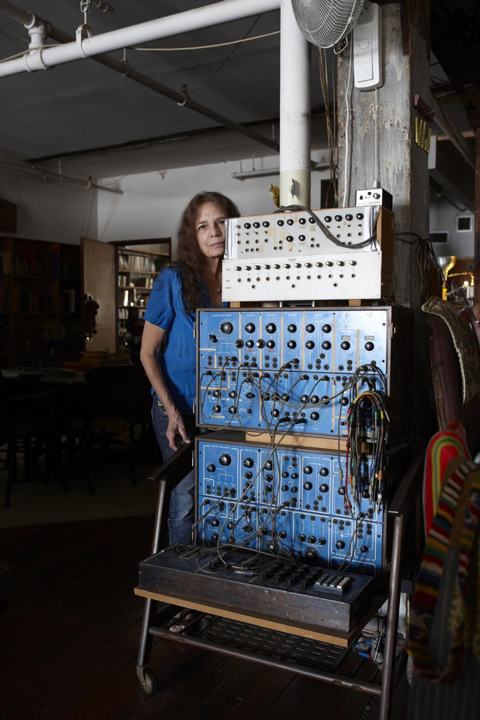 Photo Gallery: Studio Envy - The Wire